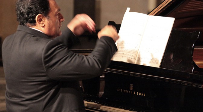 Daniel Levy – Biography | Harmonia Concerts